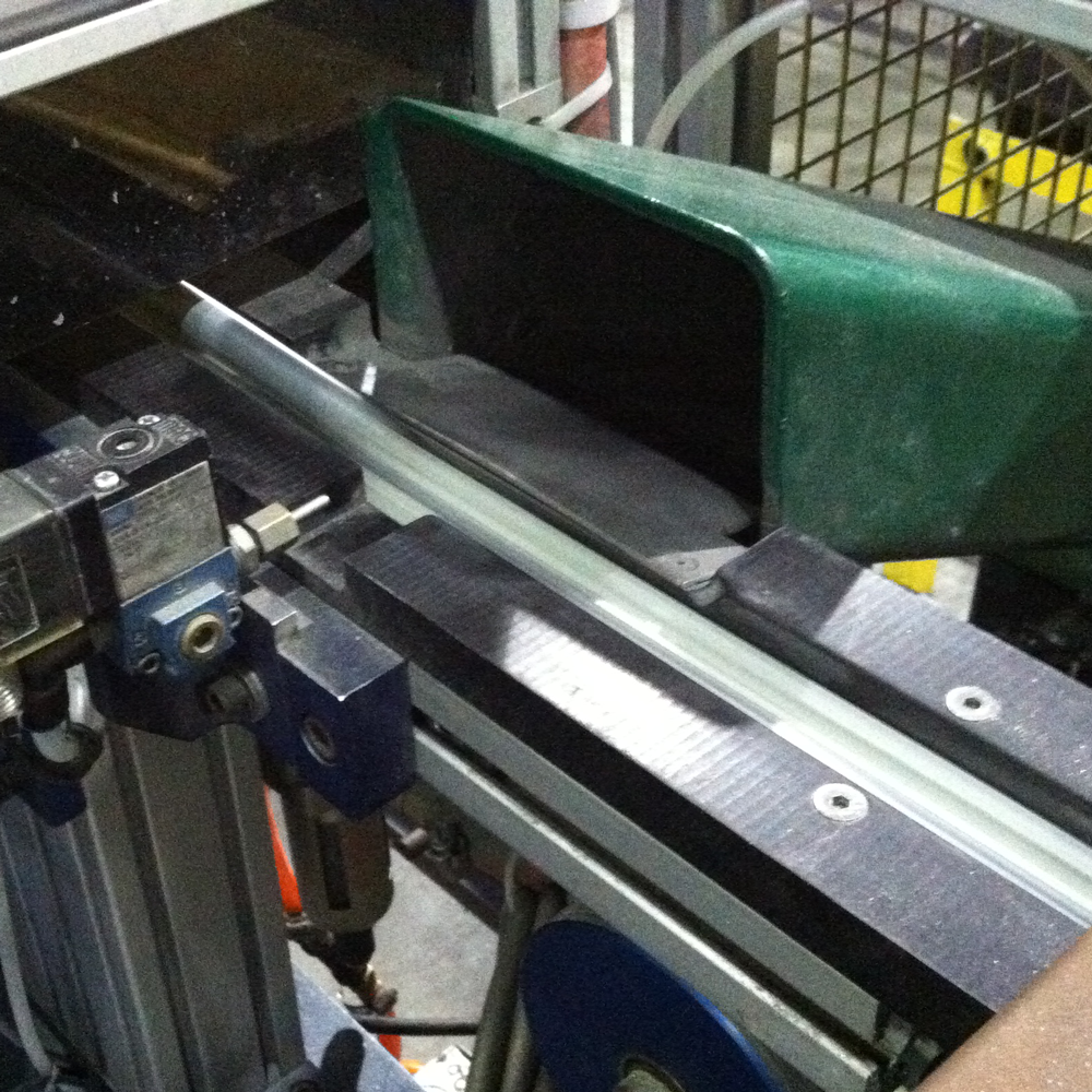 AV-B100-V V-Belt Sorting and Inspection Machine – Attica Automation Inc